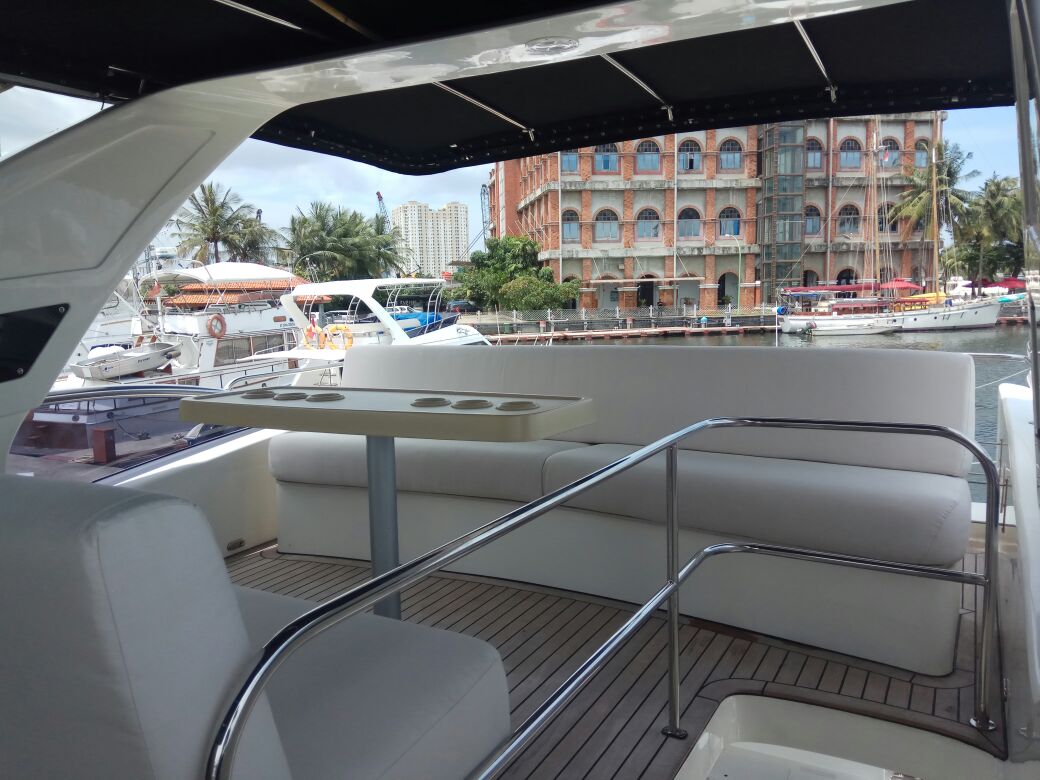 Chicago Custom Foam Cushions – High Density Foam Experts